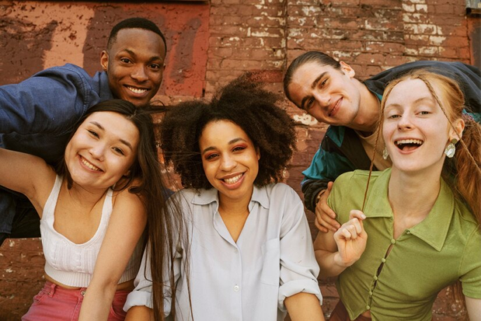 5 Benefits of Intercultural Relationships That Will Blow Your Mind