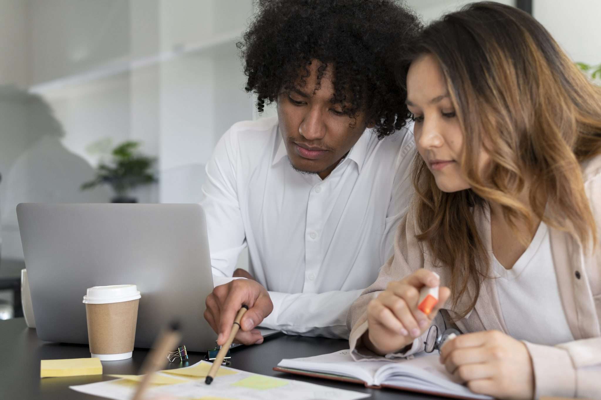 How to Navigate Financial Transparency and Trust in a Joint Account