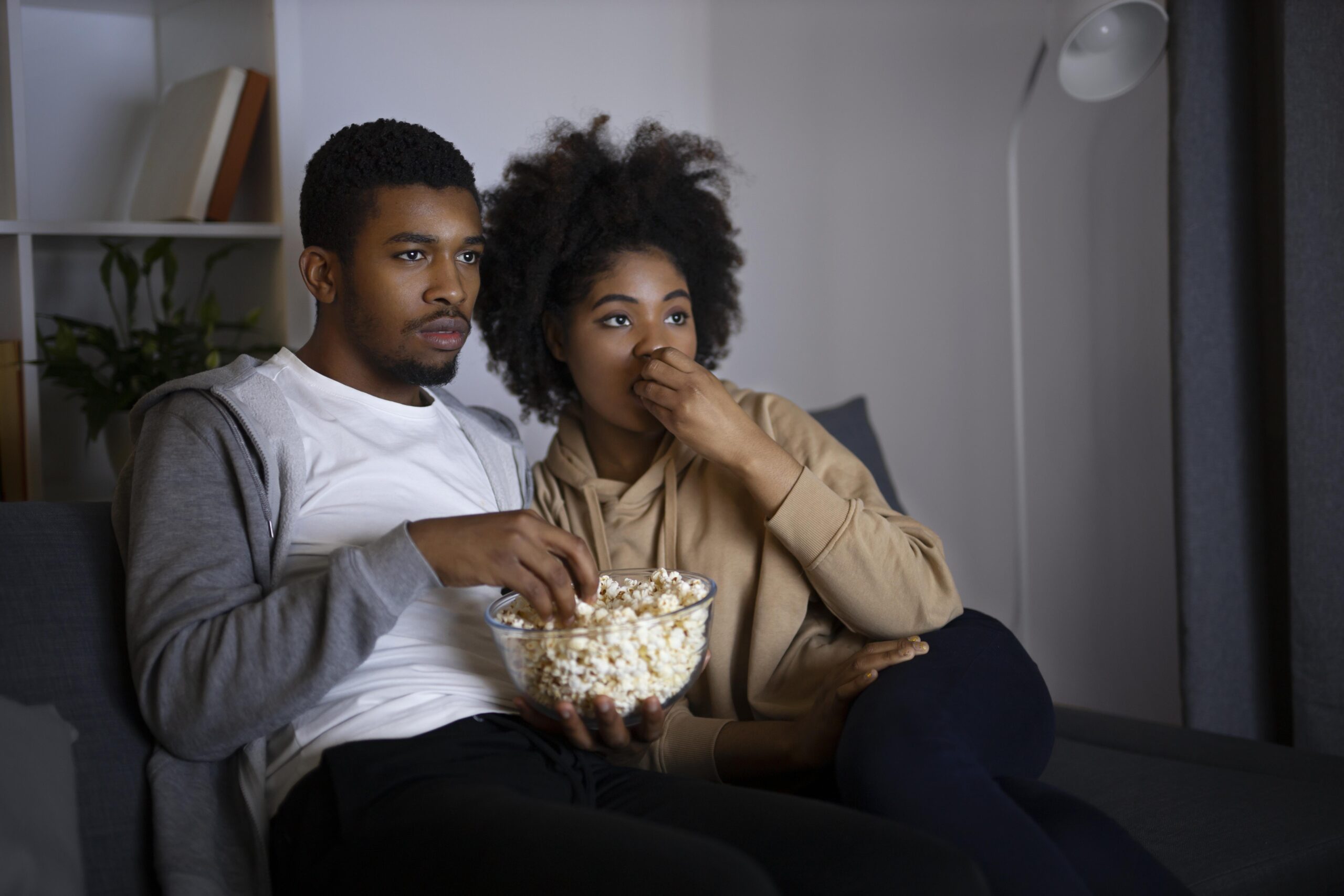 Halloween Horror Movies: A Guide to the Best Scare with Your Lover