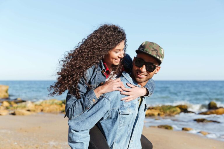 5 Creative Ways to Find Love and Connection this Festive Season