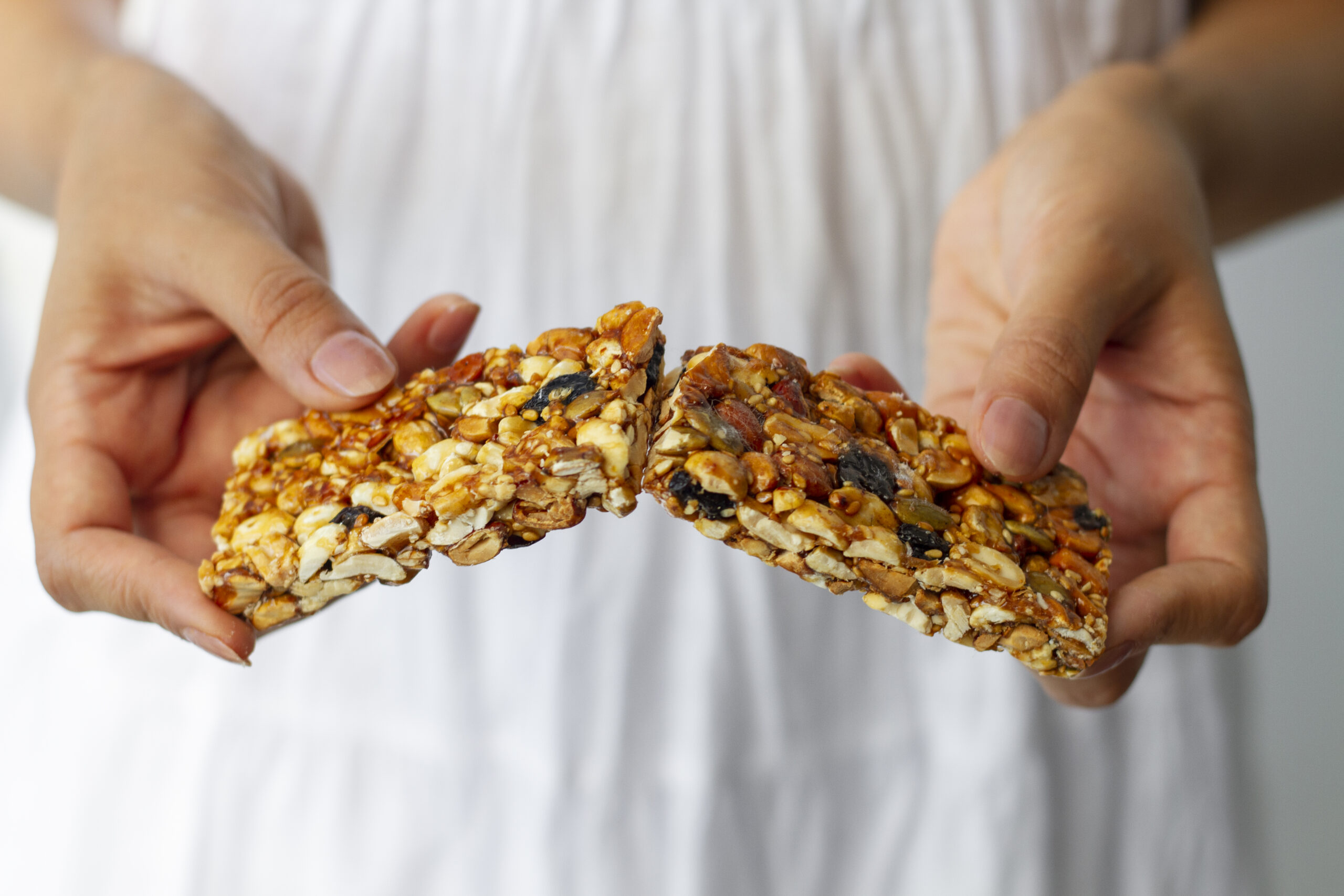 How to Make Your Own Protein Bars at Home