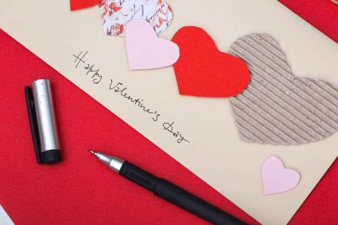 The Love Central - How to Write a Heartfelt Valentine’s Day Card for ...