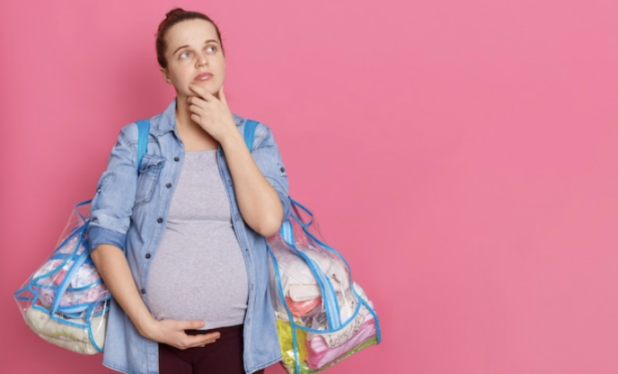 9 Often-Overlooked Items Every Pregnancy Bag Needs
